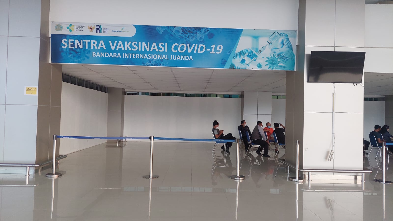 Vaksinasi Covid-19 - BBKK Surabaya